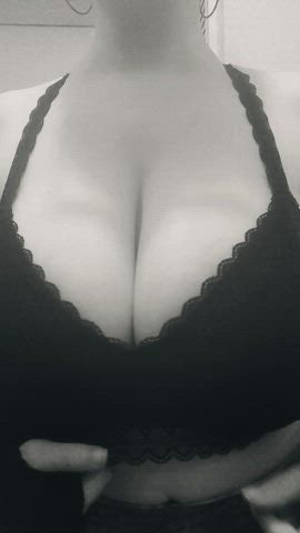 Since y'all were so kind earlier, part 2 of the Gif Parade, F39 ^_^ | Scrolller