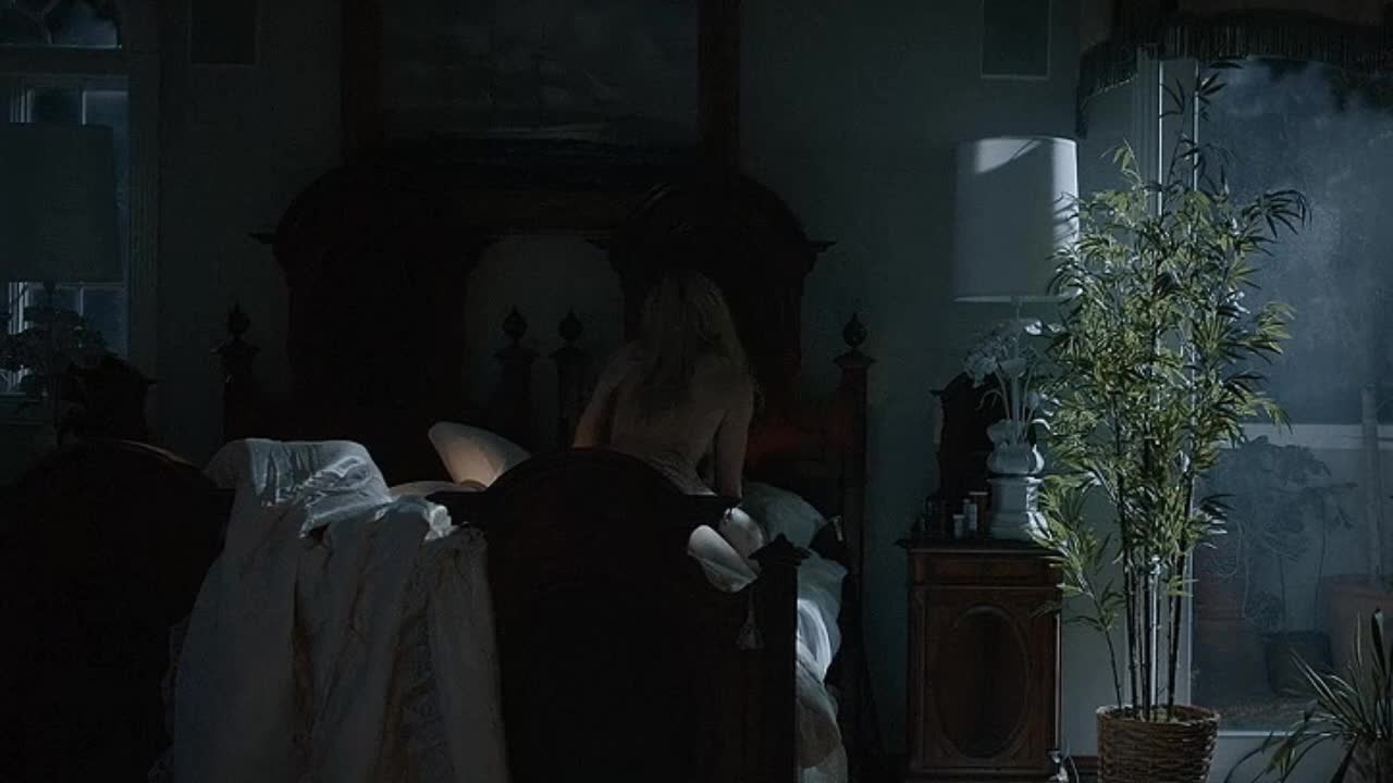 Peyton List Scrolller
