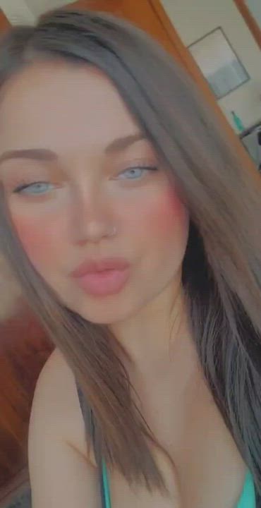 Blue-eyed ahegao💙💙💙 | Scrolller