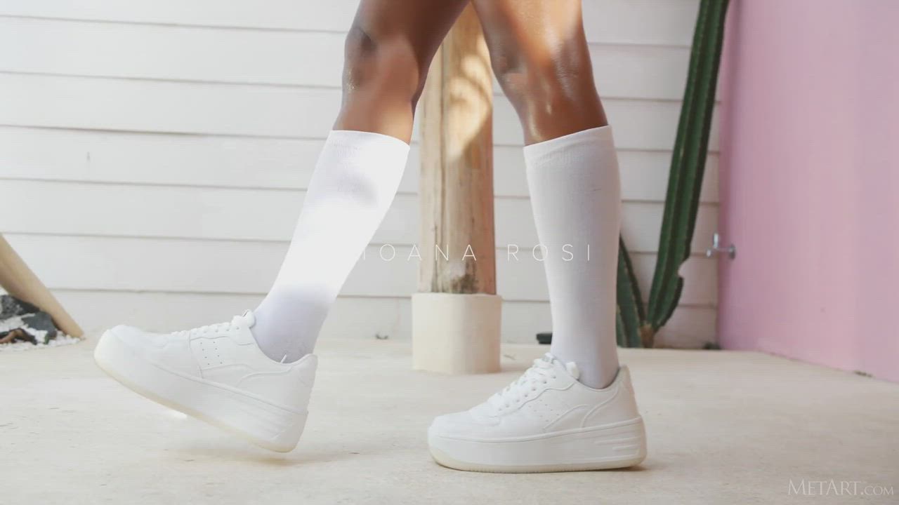 MetArt Moana Rosi Dream House | Scrolller