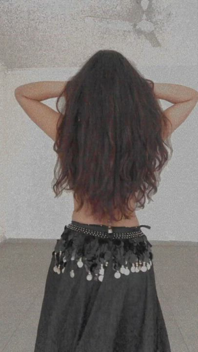 Step sister doing belly dance | Scrolller