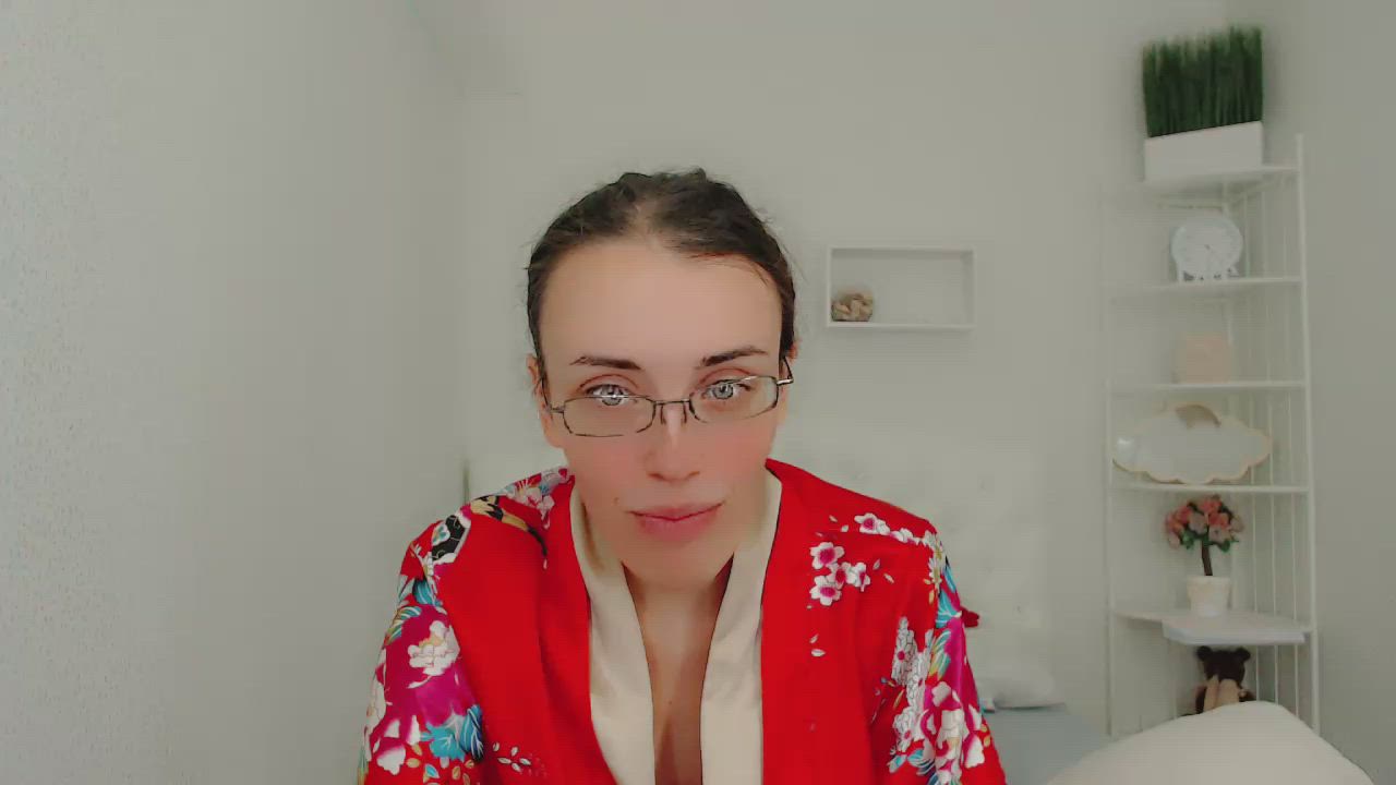 Asian performens🦋🦋🦋🦋 | Scrolller