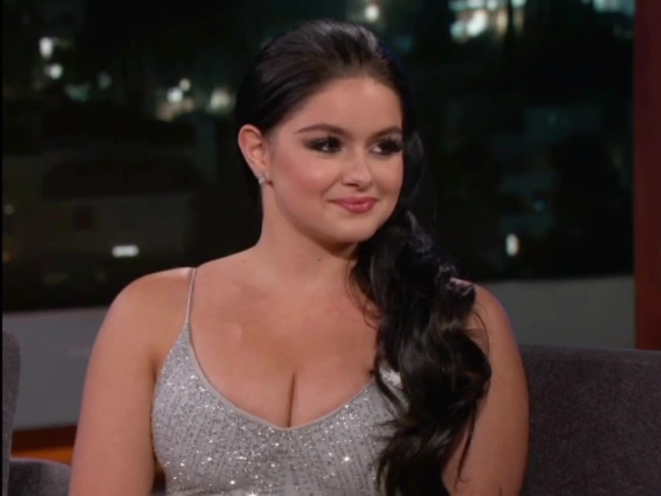 Ariel Winter | Scrolller