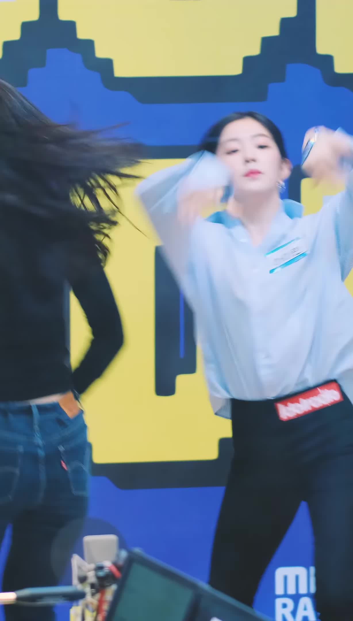 Joy booty shake - idol radio | Scrolller