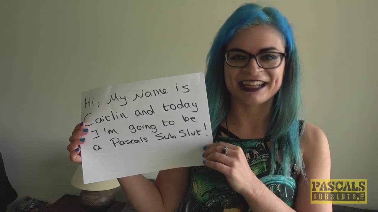 Caitlin Minx: “Get Fucked Or Get Fired” | Scrolller