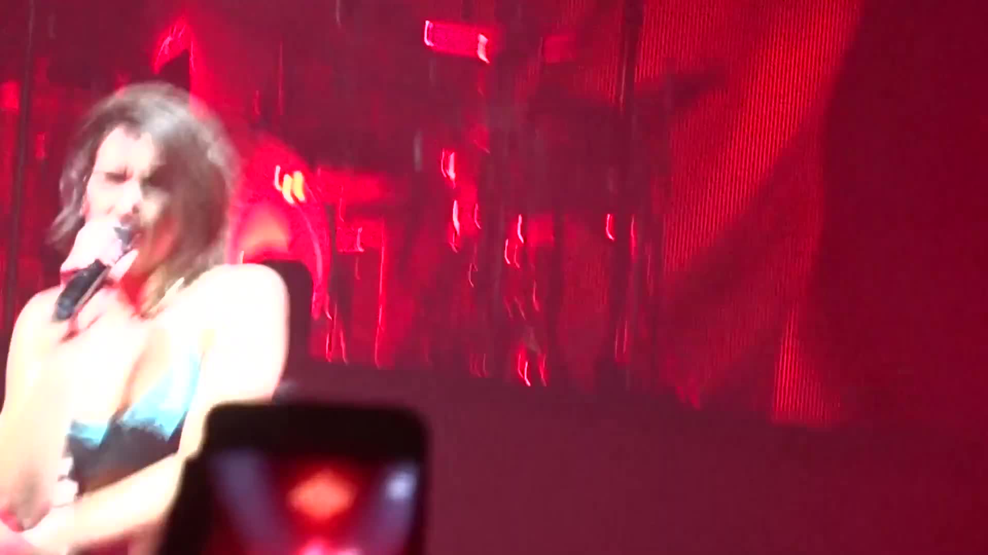 Dua Lipa - High | Scrolller