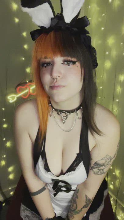 Who else is up late being horny? | Scrolller