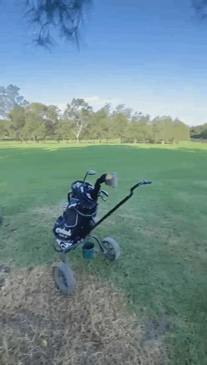 Hitting The Best Hole on The Whole Golf Course | Scrolller