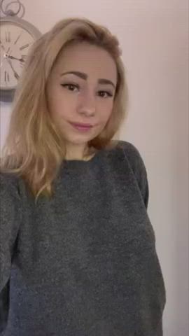 Amazing titty drop | Scrolller