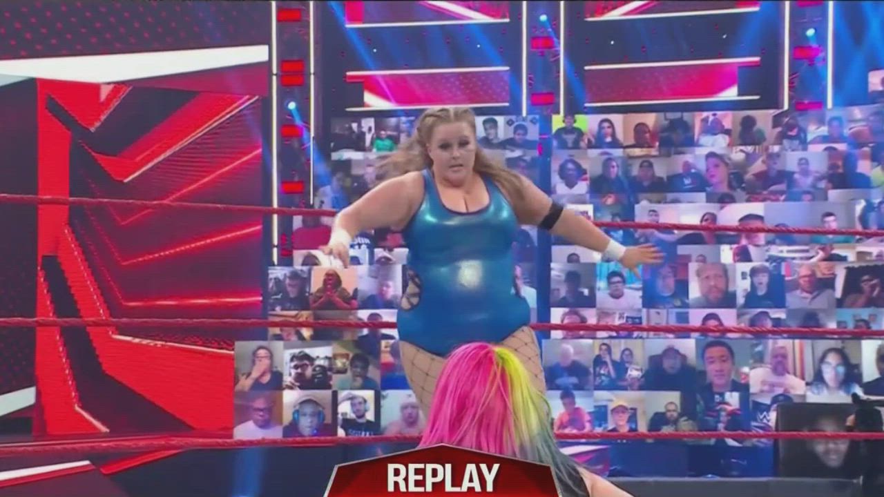 Piper Niven In Slow-Mo | Scrolller