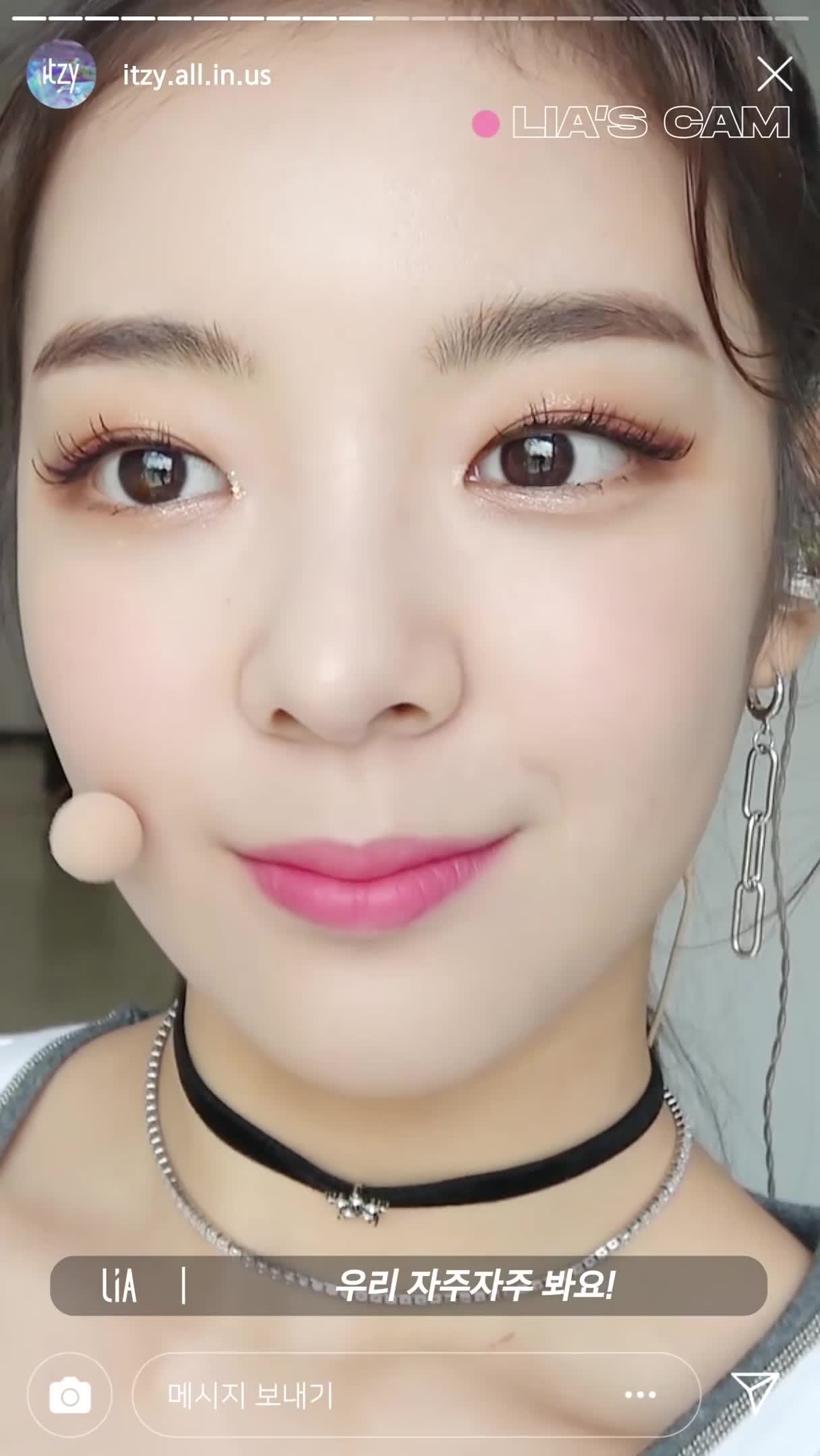 191105 Lia | Scrolller