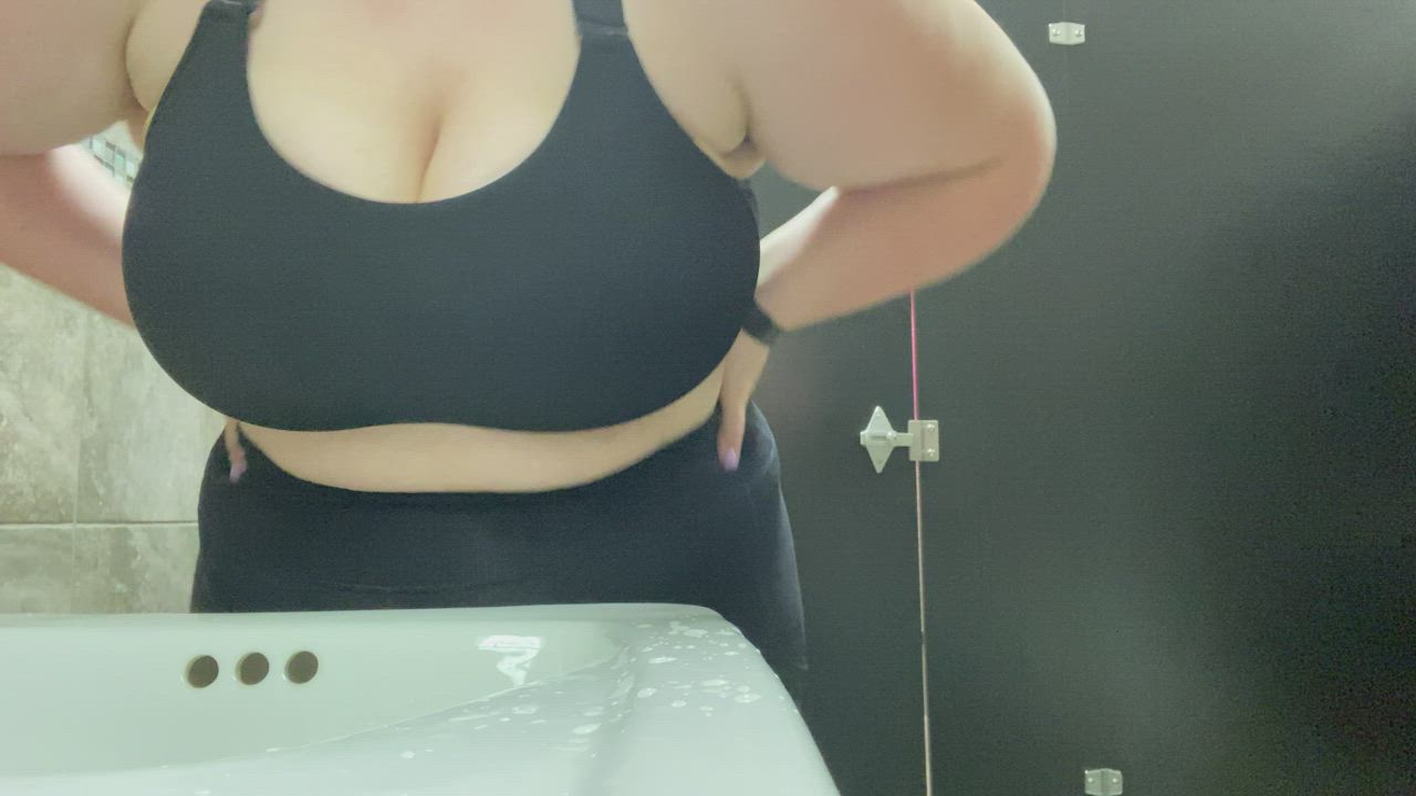 My Post-Workout Titty Drop | Scrolller