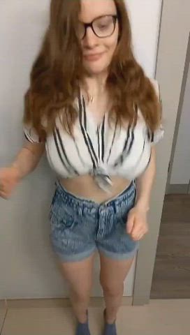 Tik tok girl Tits drop bouncing live | Scrolller