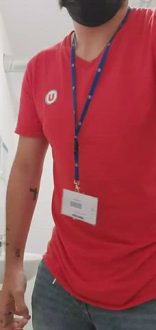 Quick break at work 😅 | Scrolller