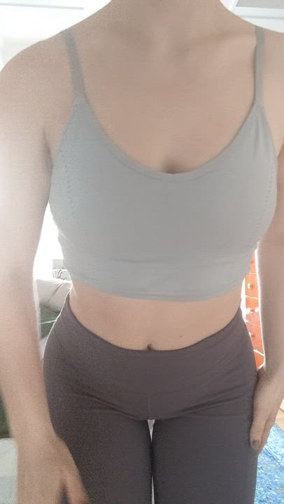 Feeling hot after my workout 😈 [OC] | Scrolller