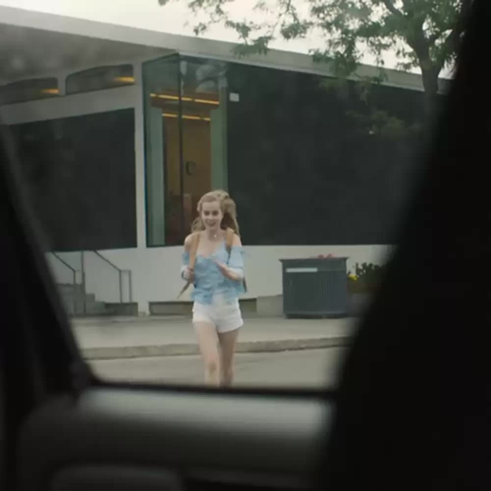 Angourie running | Scrolller