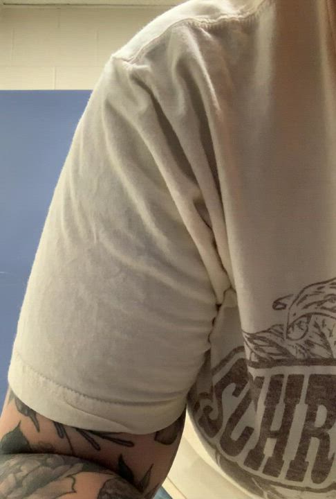 Sometimes I have the urge to go into the work bathroom and flash you guys my tits 🤷‍♀️ | Scrolller