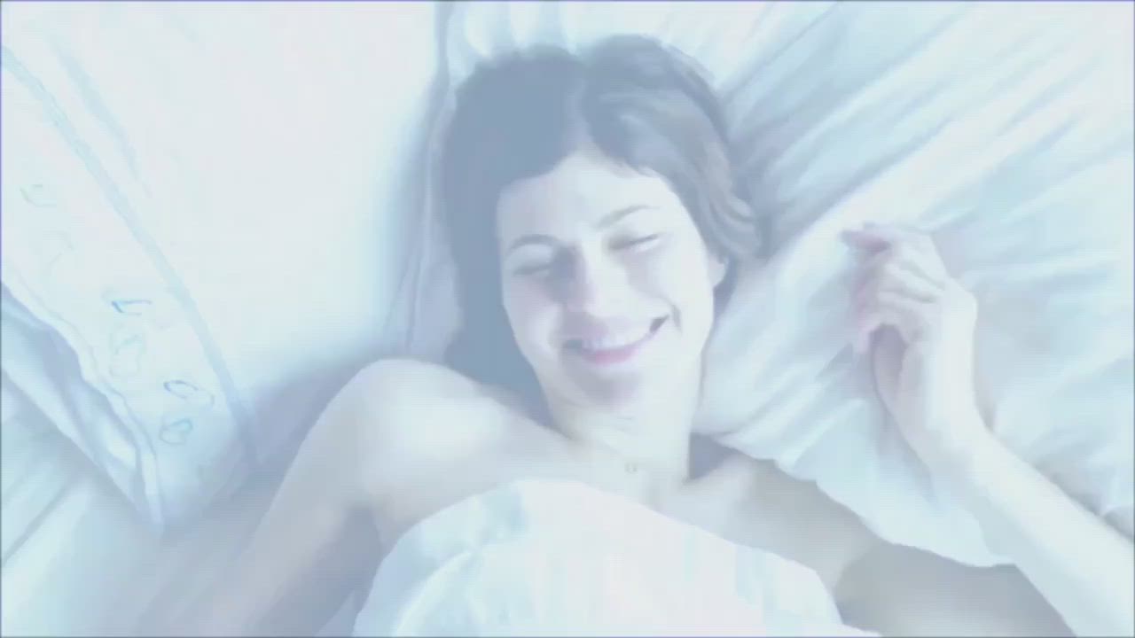 Waking up to Alexandra Daddario | Scrolller