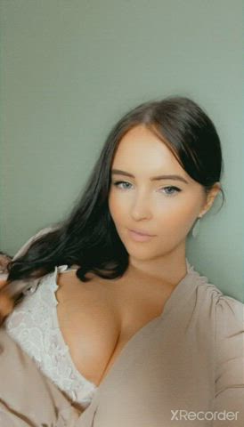 Check Comments for her 3GB Jan21 Updated 👇👇 | Scrolller