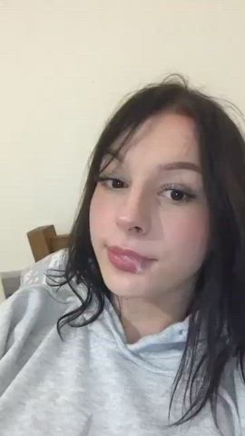 anyone know her name? | Scrolller