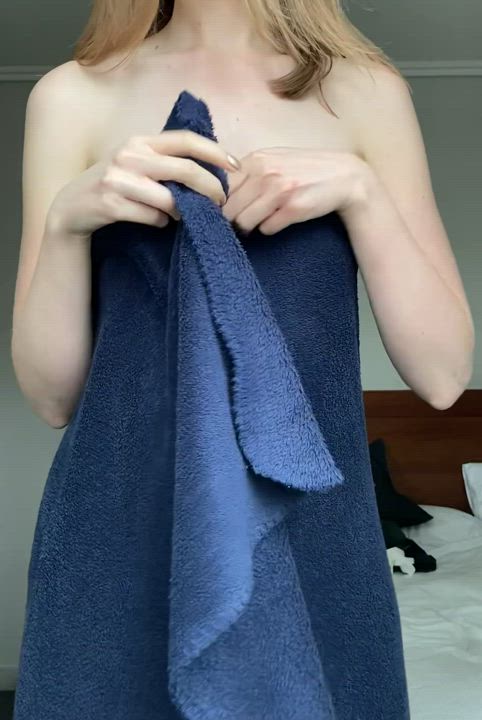 Wait for it! Do you like teen titty reveals? x | Scrolller