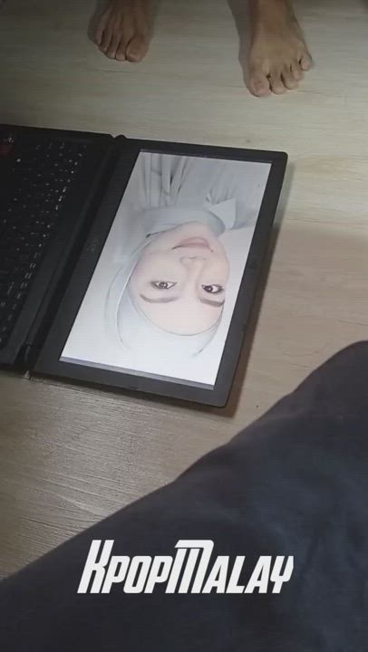 Facefuck M1ra | Scrolller