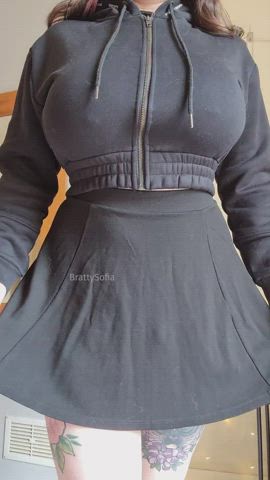 Real Tits drop and Boobs Flash | Scrolller