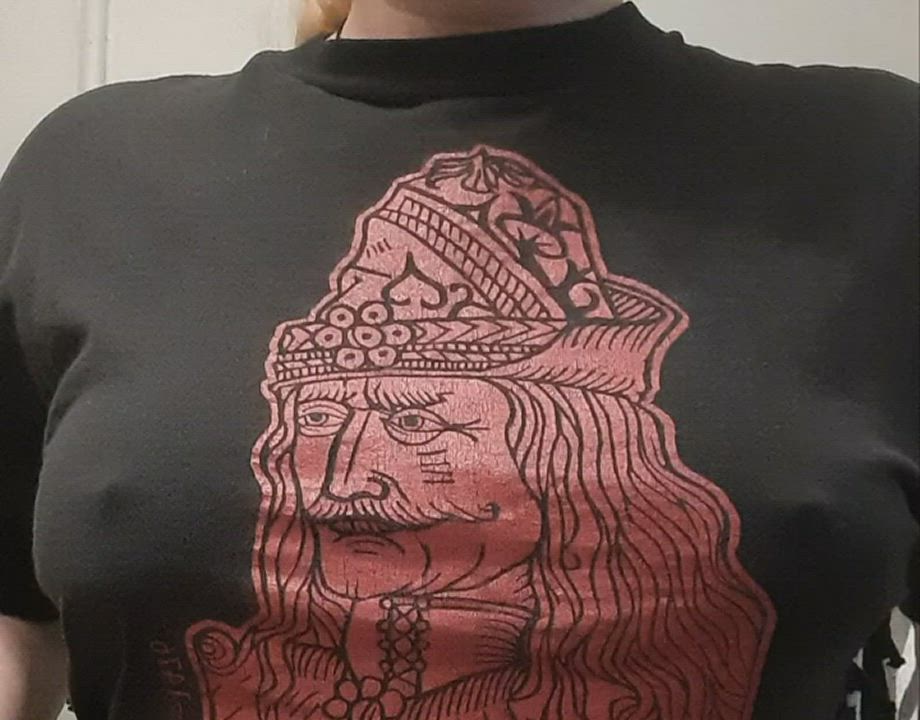 Slo-mo smol tiddy drop, do you like them? | Scrolller