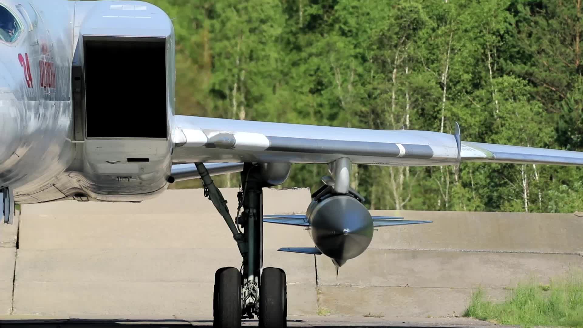 Tu-22M3 takeoff | Scrolller