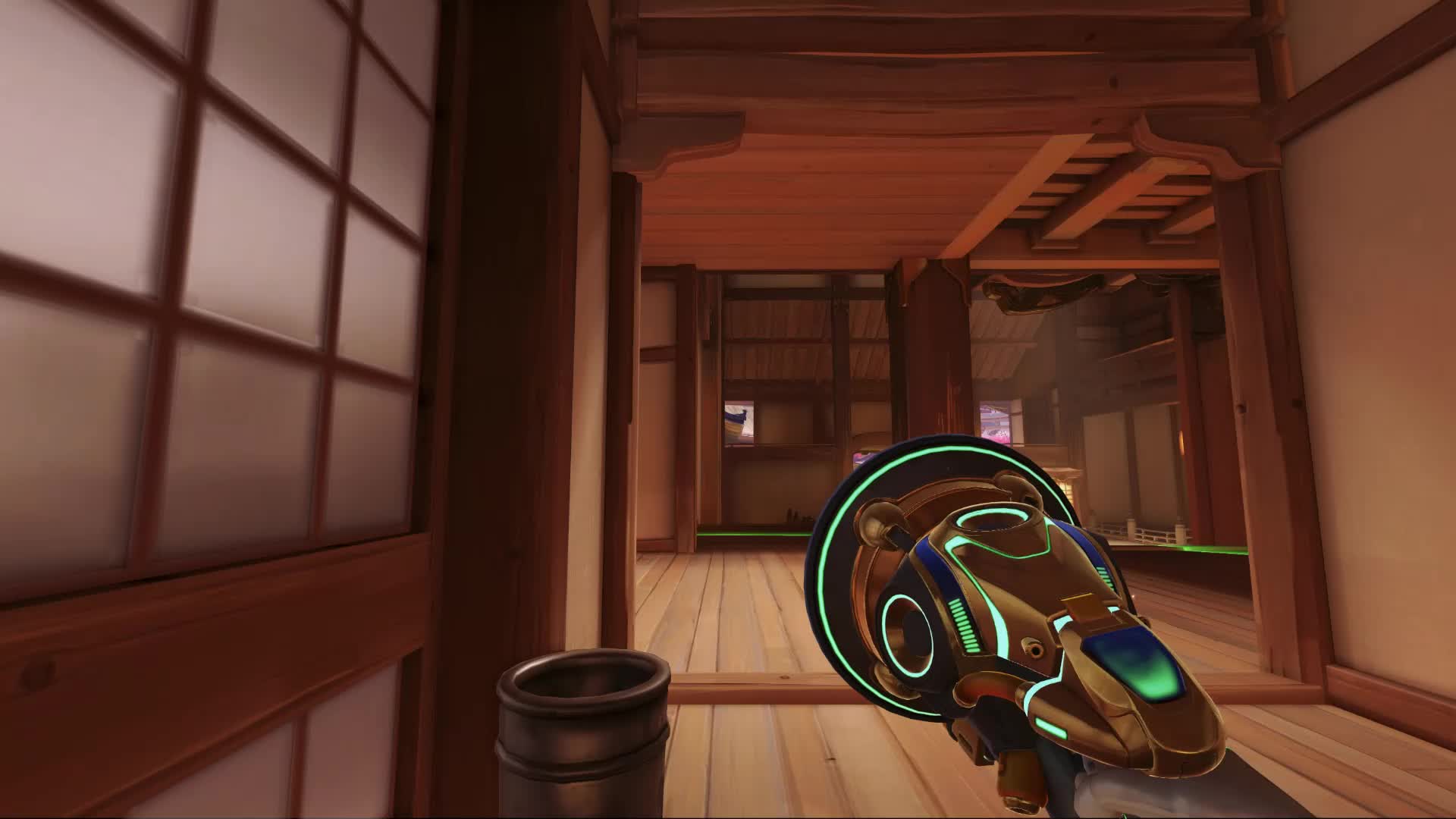 Zooming through Hanamura | Scrolller