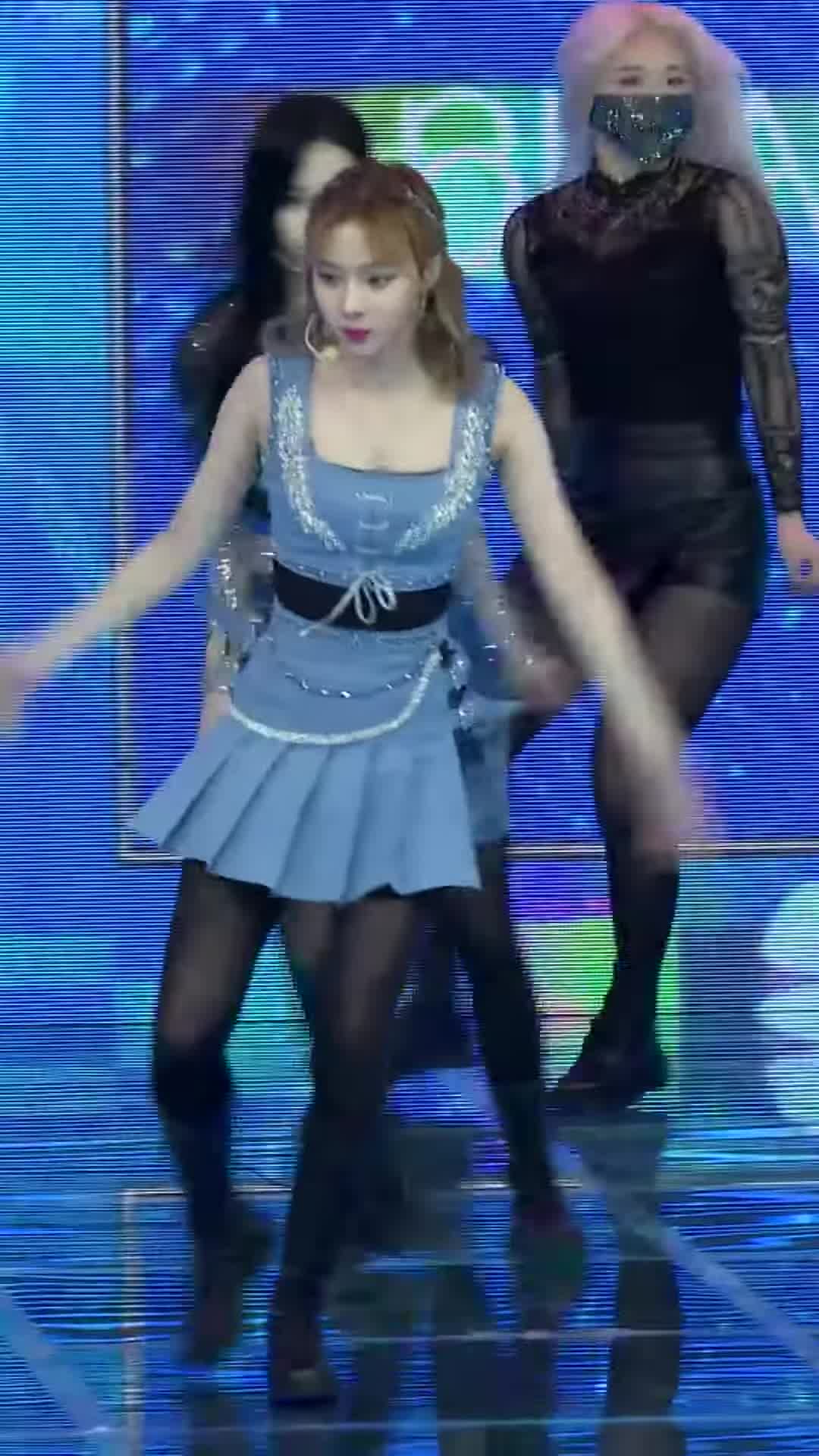 Aespa - Winter | Scrolller