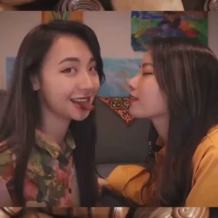 Candy kiss | Scrolller