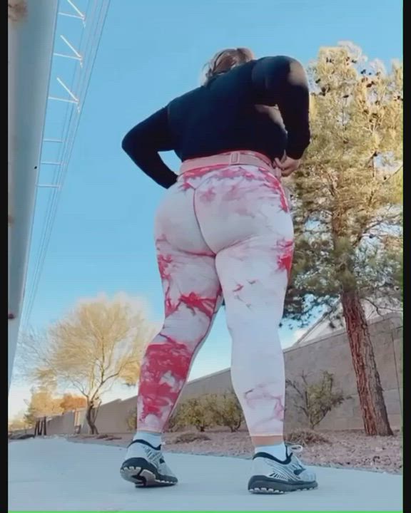 Cot Dayum that’s a Fat Ass! | Scrolller