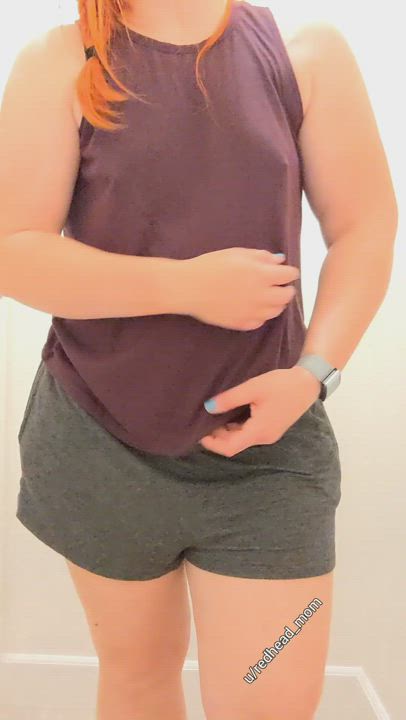 Stripping off my PJs 😘 | Scrolller