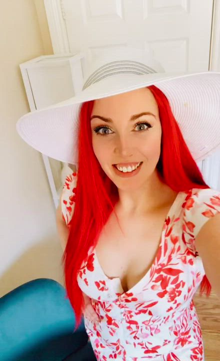 Just one “little” thing before we go~ | Scrolller