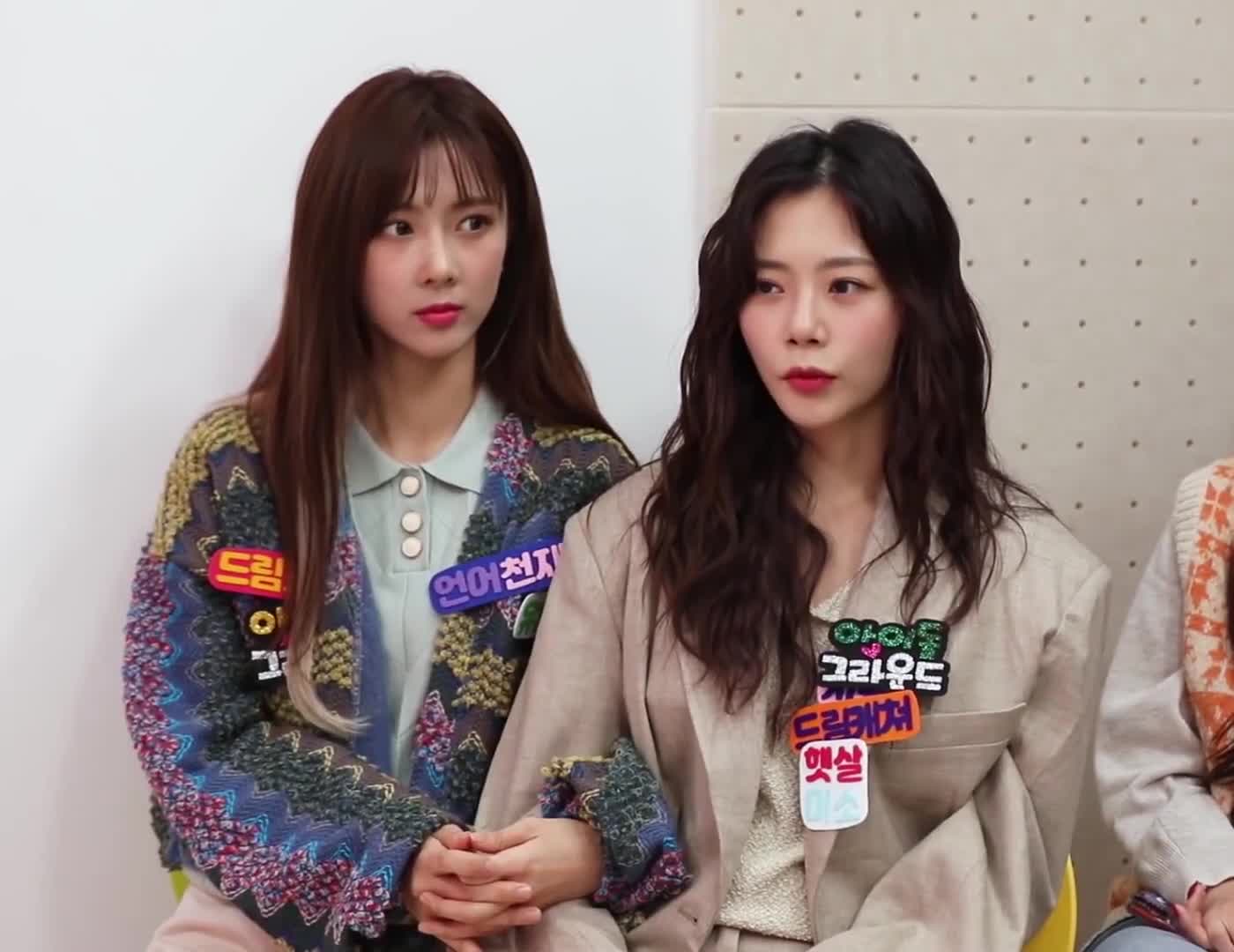 JiYoo clapping | Scrolller