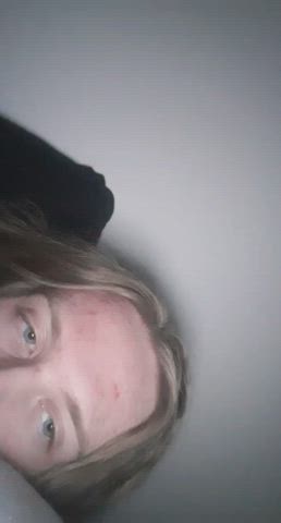 I hate showing my face online, so here have half of it | Scrolller