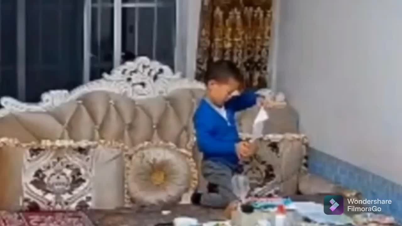 Kid playing with fire | Scrolller