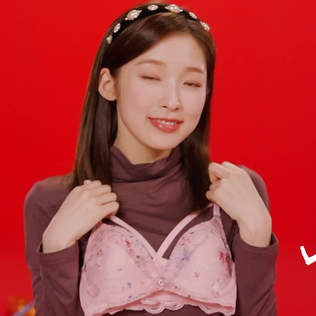 Oh My Girl - Arin | Scrolller