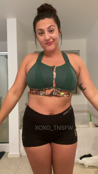 My new sports bra hides them well 🙈 | Scrolller