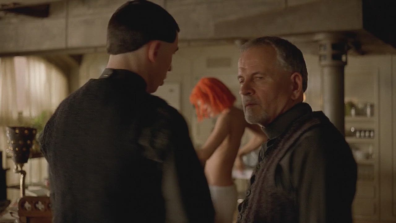 Milla Jovovich -- The Fifth Element | Scrolller