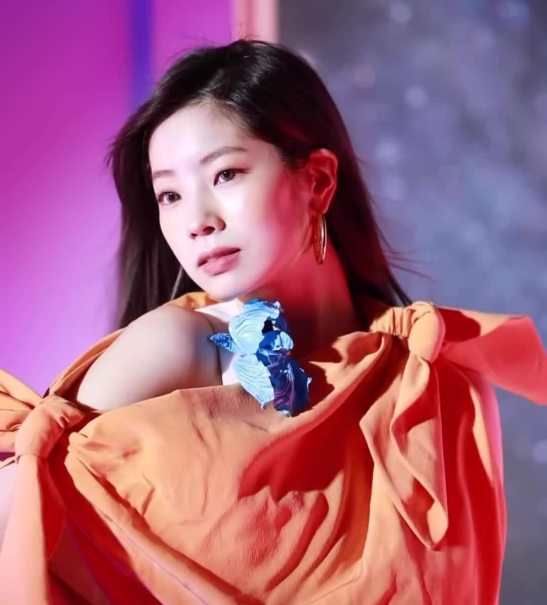 Her precious precious smile | Scrolller