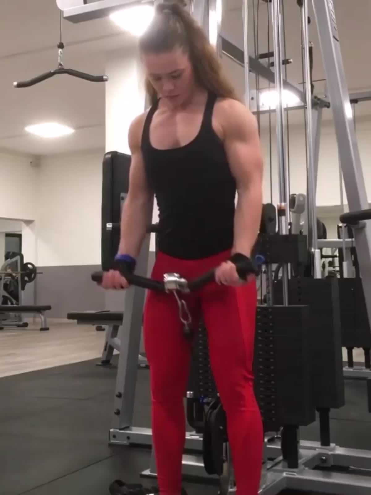 Tamara Keim | Scrolller