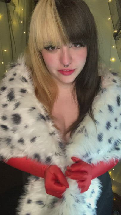 Cruella de vil by gummyghostgirl | Scrolller