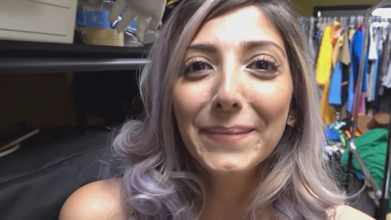 Facial Time....... | Scrolller