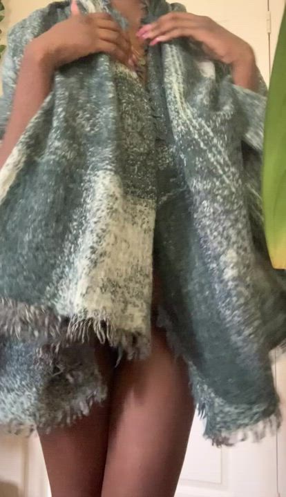 Small but packing heat ☺️ | Scrolller