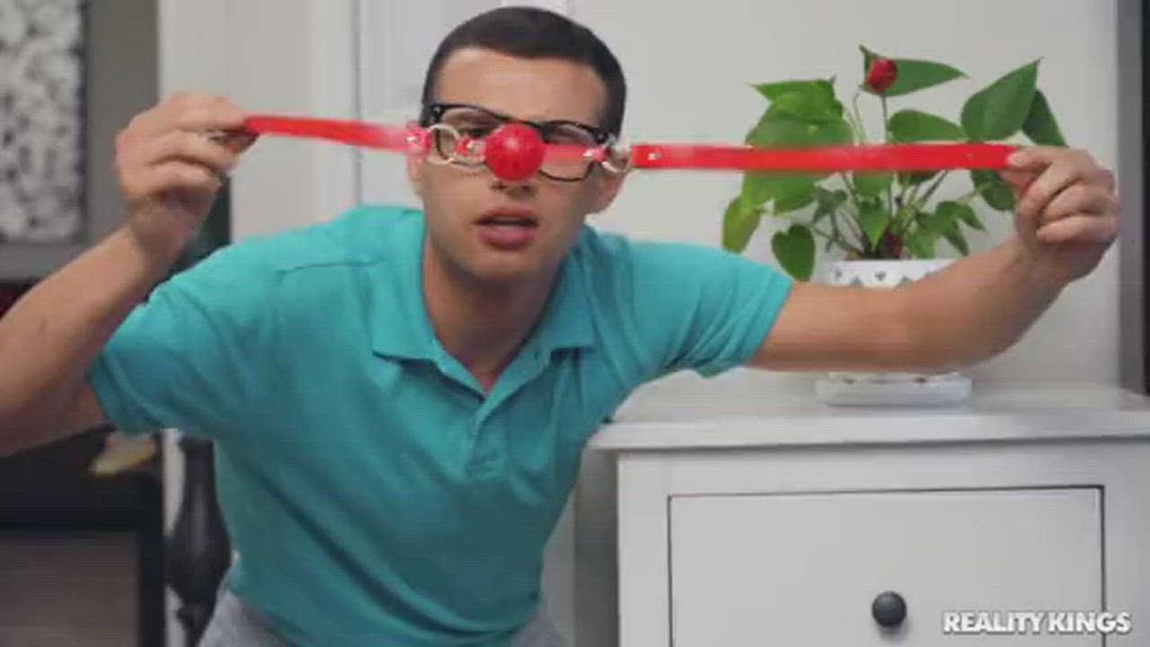 Peeping On The Panty Sniffer | Scrolller