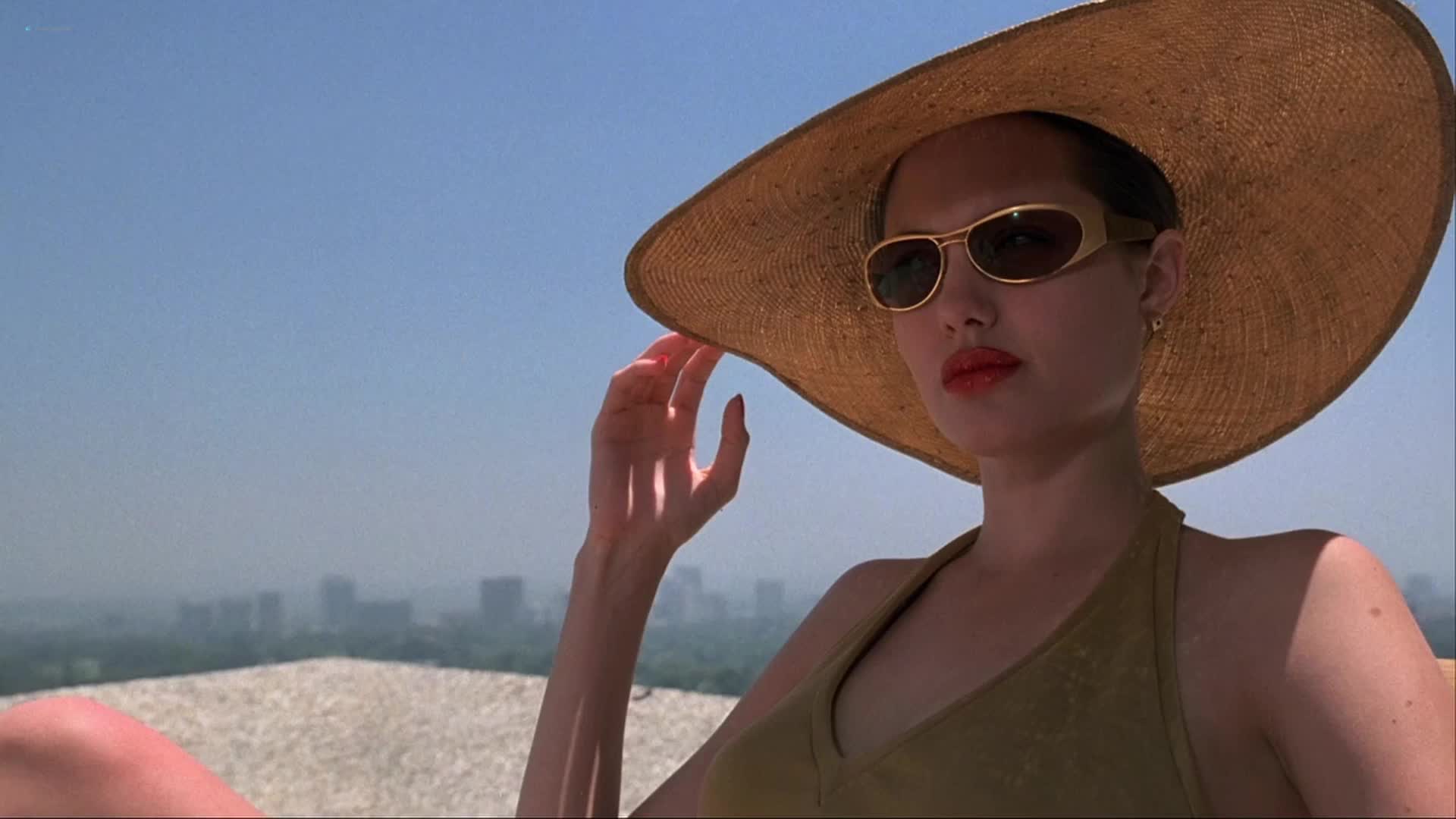 Sexy legs and feet in Playing God (1997) | Scrolller