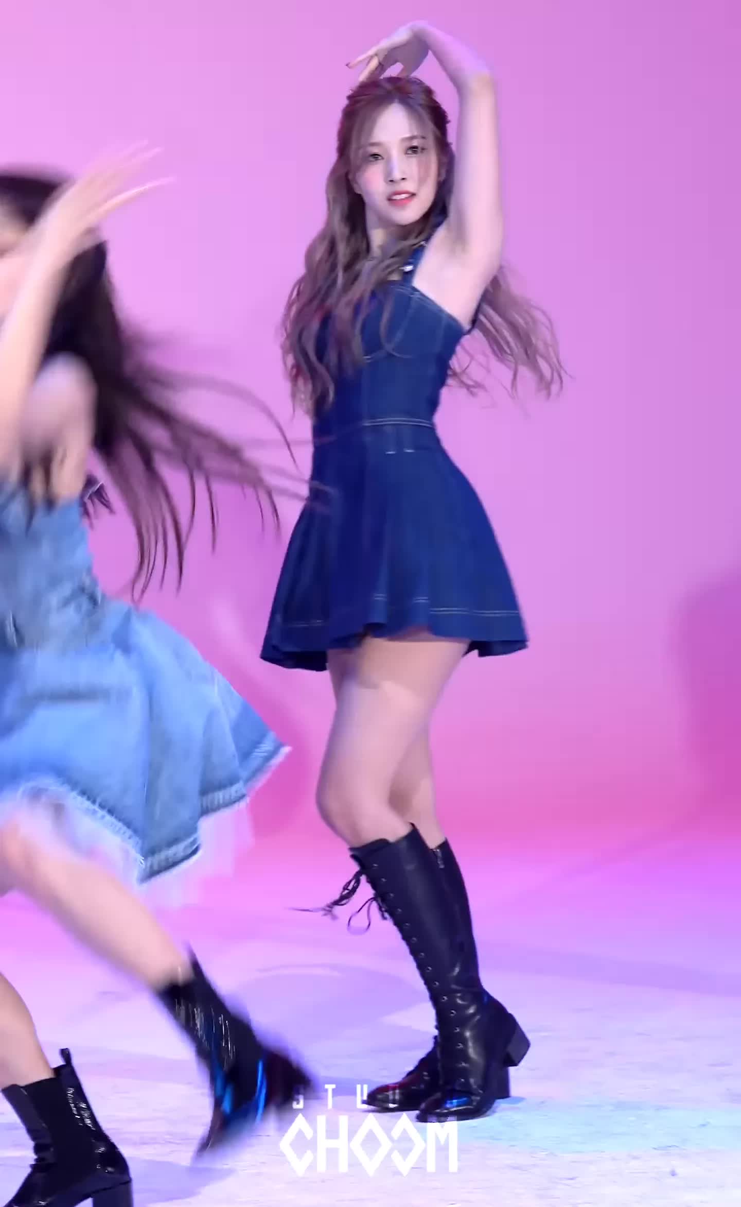 Mina with the moves | Scrolller