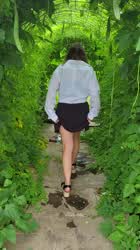 In the garden arch : ) | Scrolller